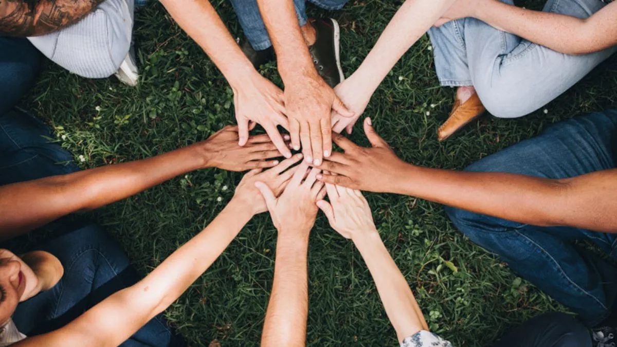 7 Inspirasi Game Sederhana untuk Team Building, Praktis dan Seru!