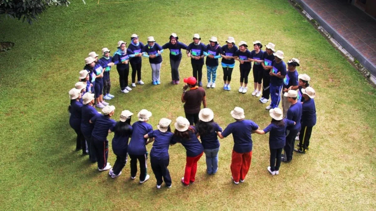 9 Games untuk Team Building Outdoor, Inovatif dan Fun!